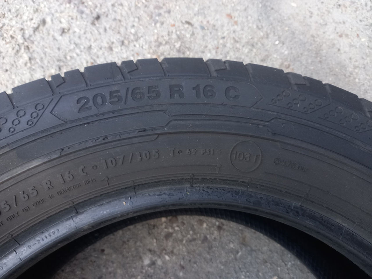 Conti Van Contact 200