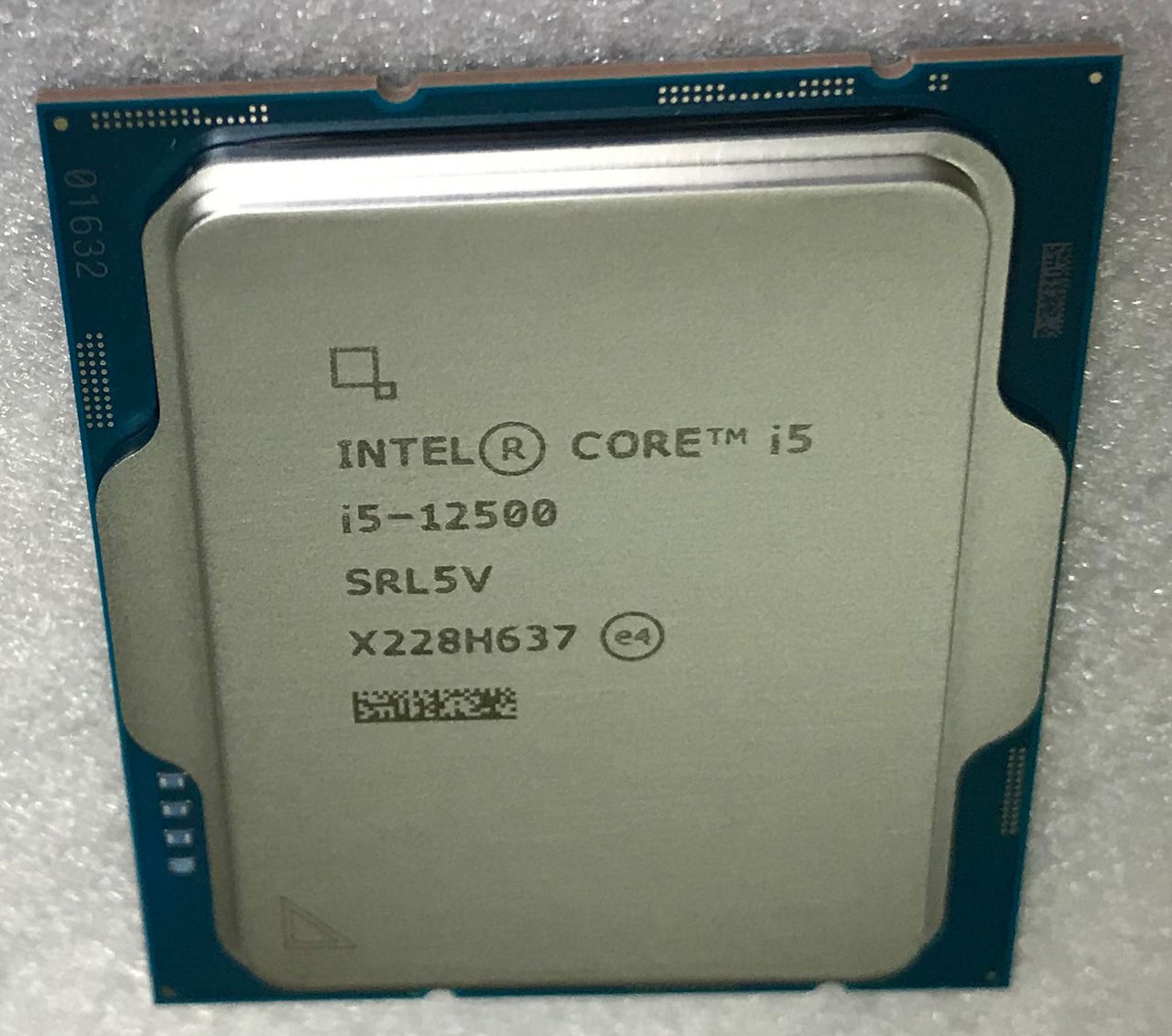 Intel Core i5-12500