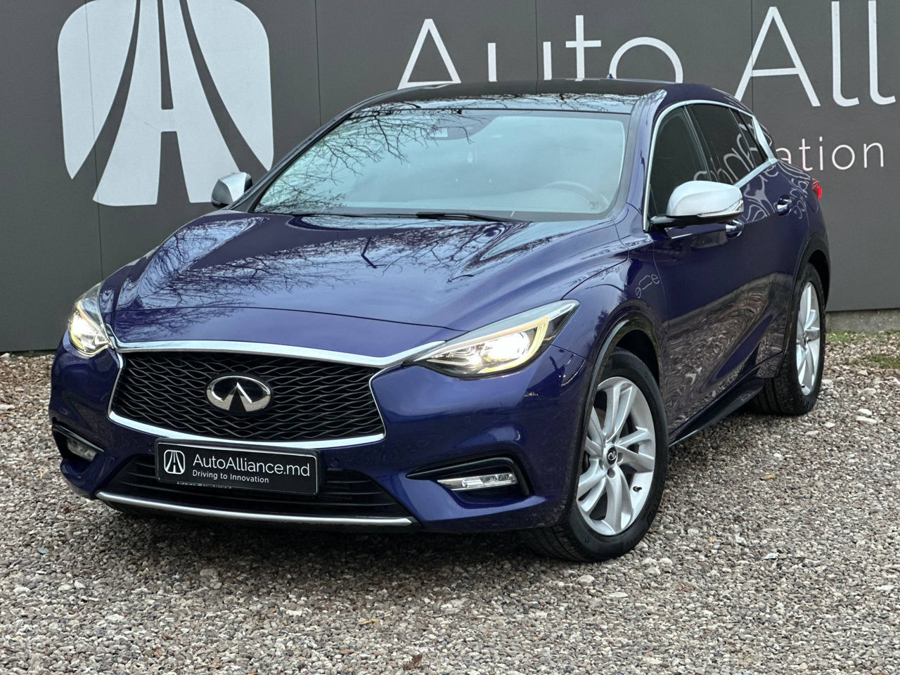 Infiniti Q30 an. 2016 cu rulaj 125500 km, Diesel, 12900