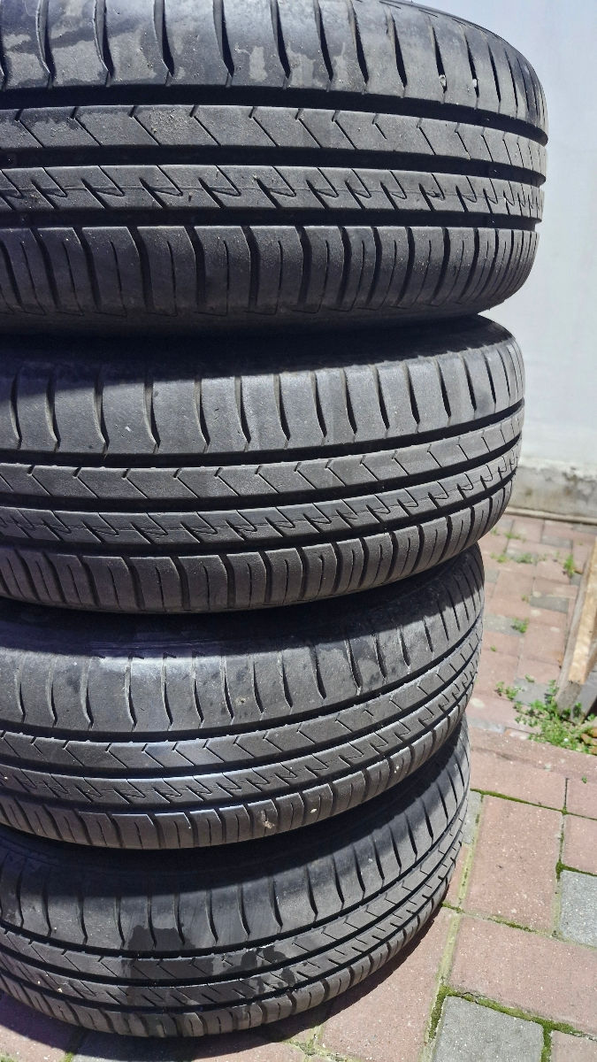 5x114,3 R15 cu anvelope Vara 2022