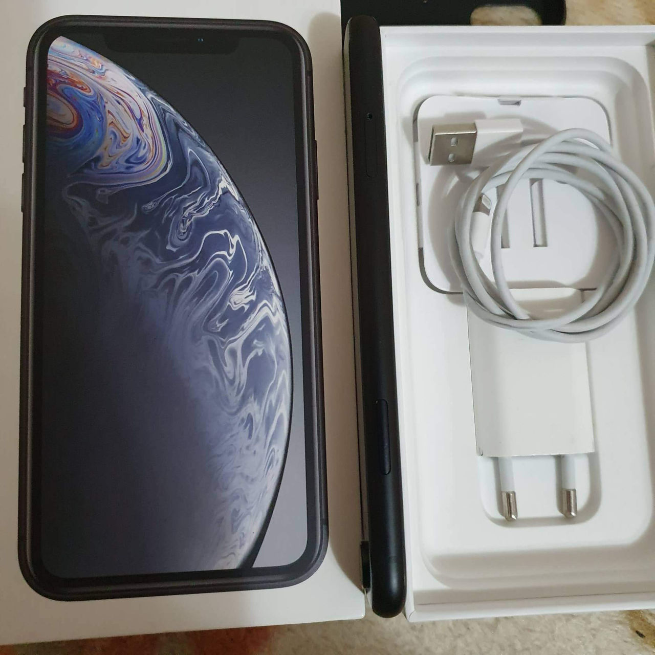 Vind iphone XR originala stare 10/10 tot complectul la super pret