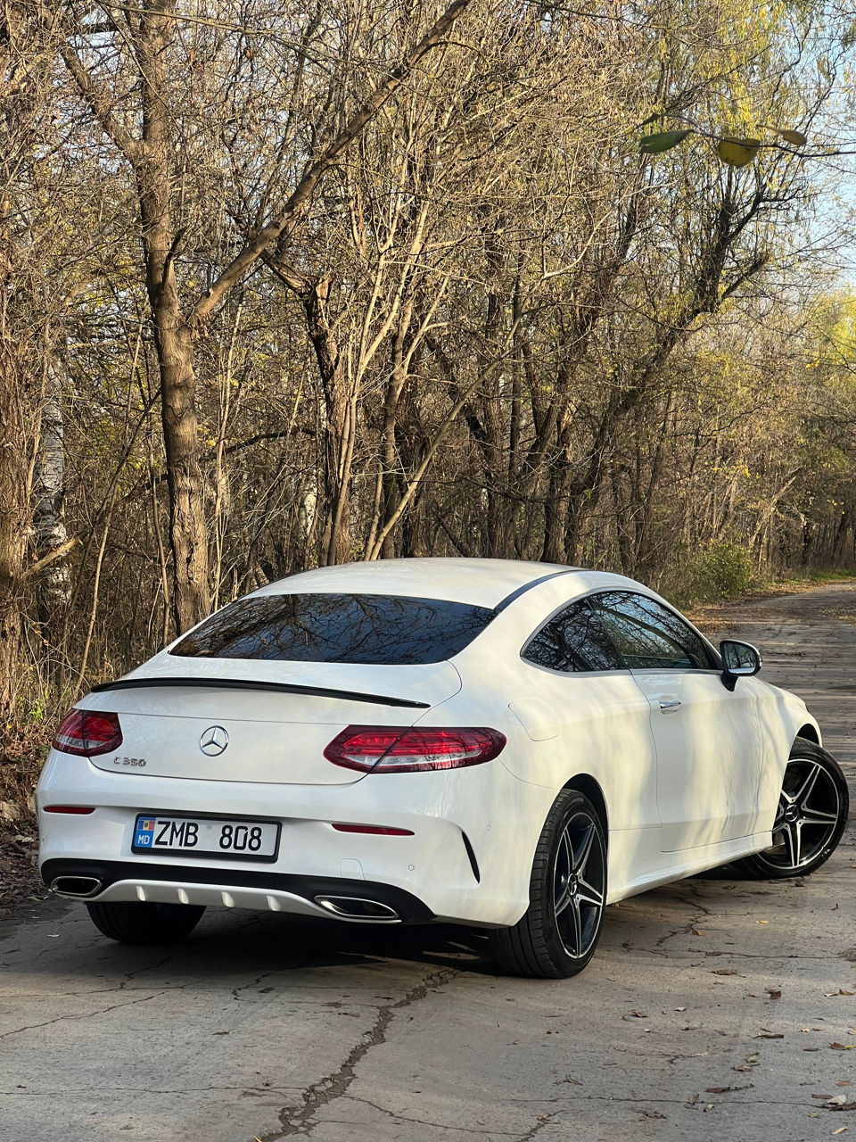 Mercedes C-Class Coupe an. 2017 cu rulaj 133500 km, Benzină, 20000