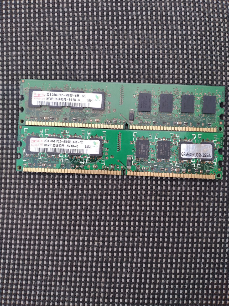Память Ddr2 2gb 800mhz Hynix Korea 49 лей срочно