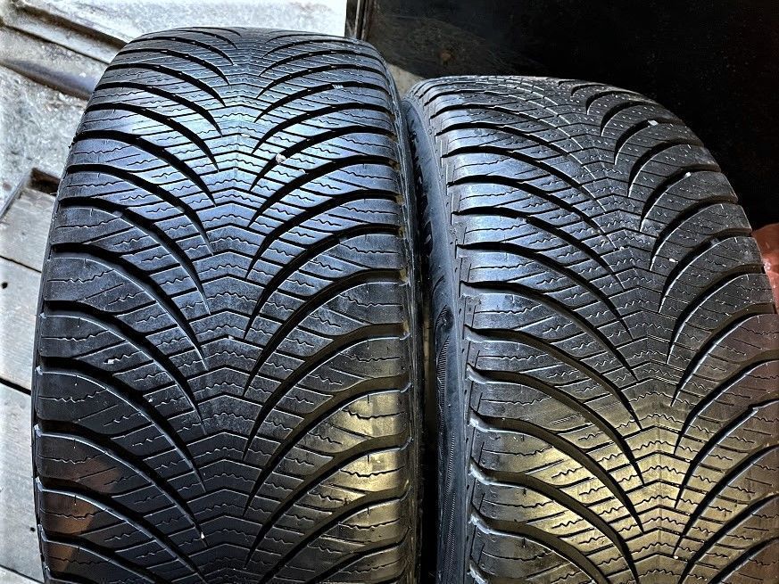225 55 r17 Goodyear