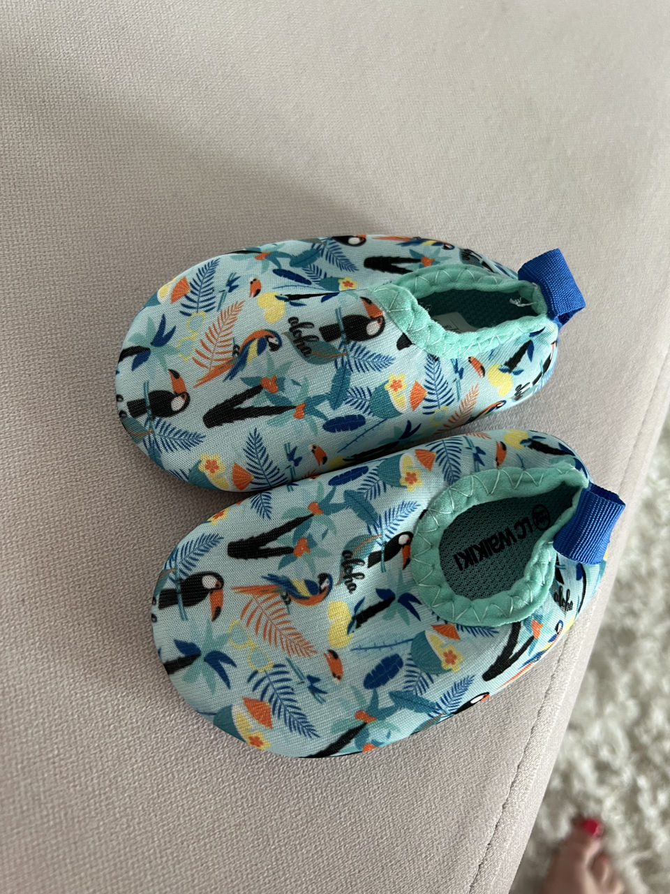 Детские тапочки для моря
