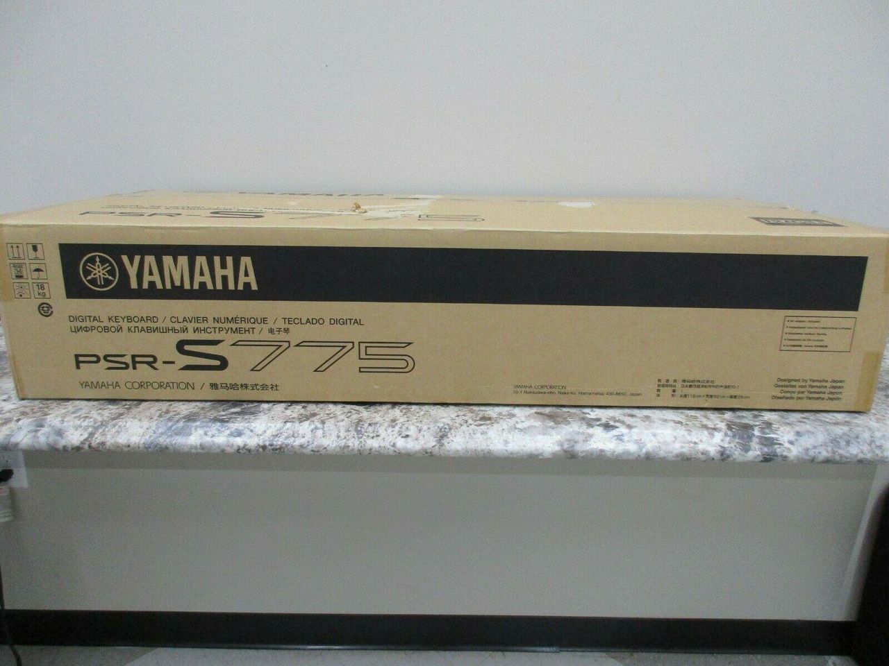 Yamaha Psr S775