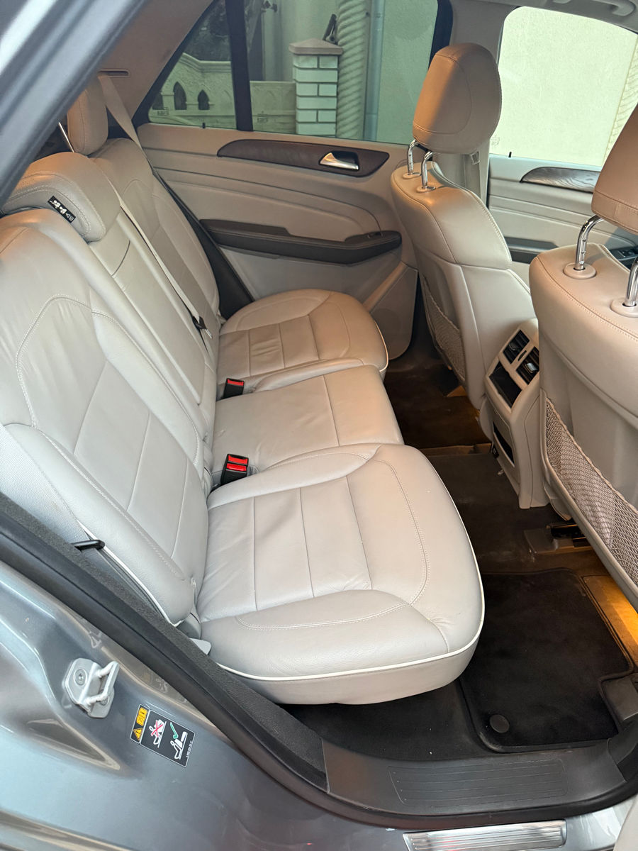 Mercedes M-Class an. 2013 cu rulaj 340 km, Diesel, 21900