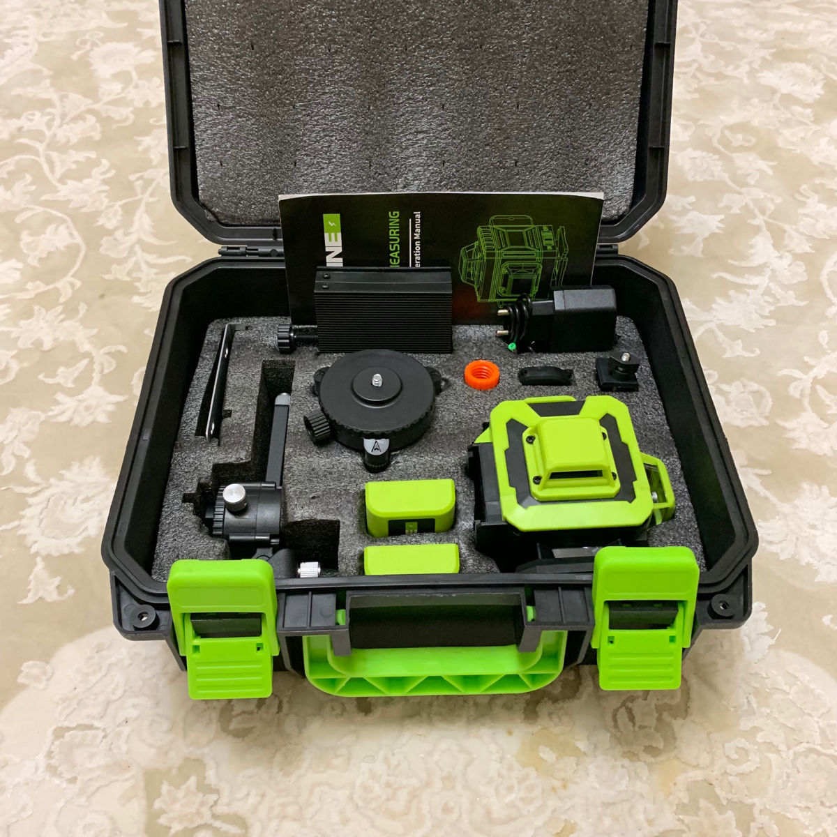 Lazer 4D Fine LLX-360 16 linii + magnet + 2 acumulatoare + garantie ...