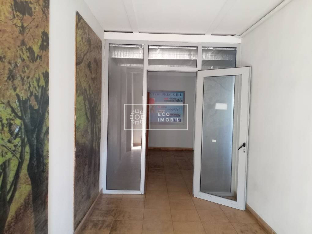 Centru, str. Mitropolit Dosoftei, 50 m.p, 500 euro