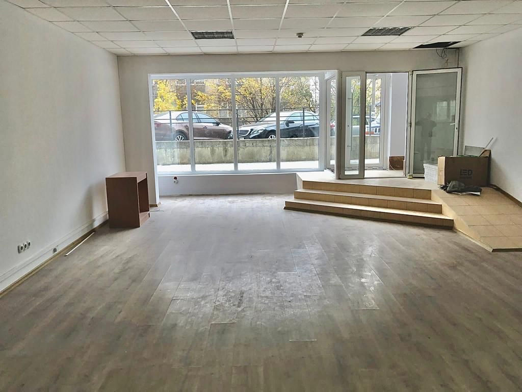 Spațiu Comercial de Închiriat – Prima Linie, Parter - Telecentru