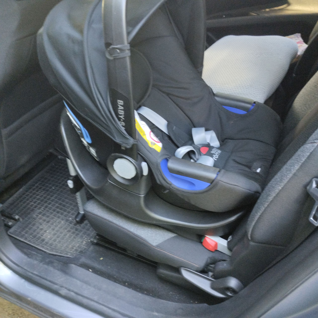 Scaun auto copii cu isofix