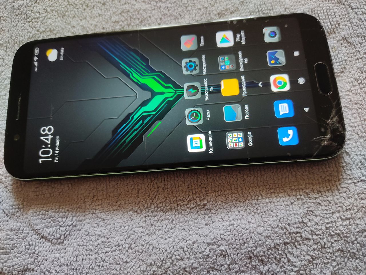 Xiaomi Black Shark 1,snapdragon 845,memory 6/64 Gb-1500 lei