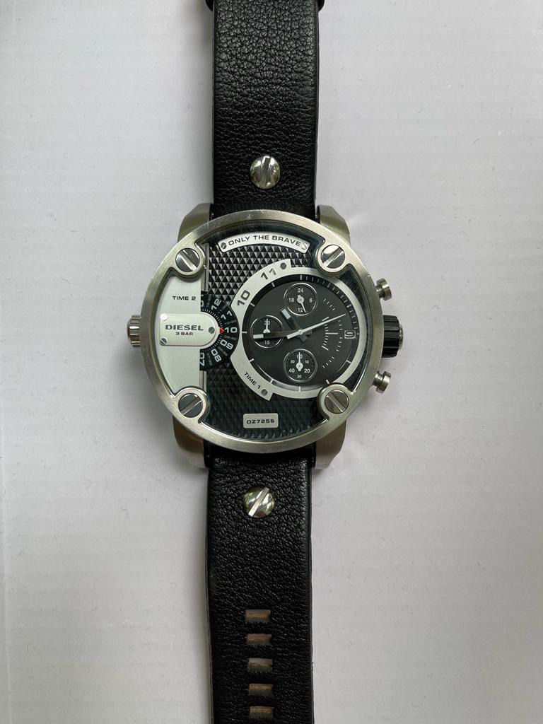 Diesel DZ7256
