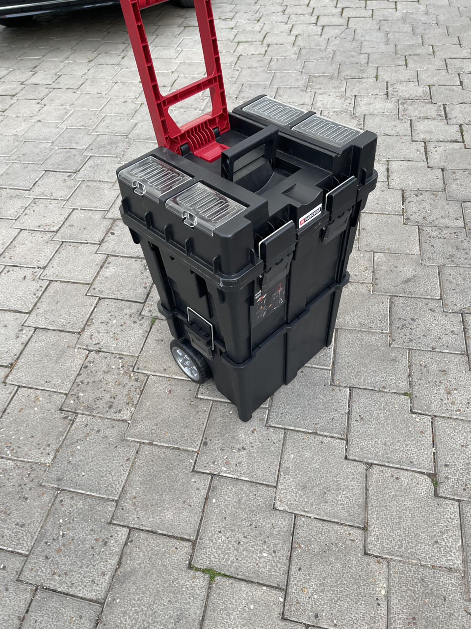 Box pentru instrumente