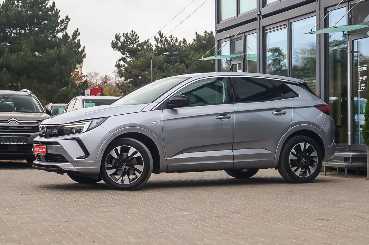 Opel Grandland X 2022 г. с пробегом 139500 км, Дизель, 17350