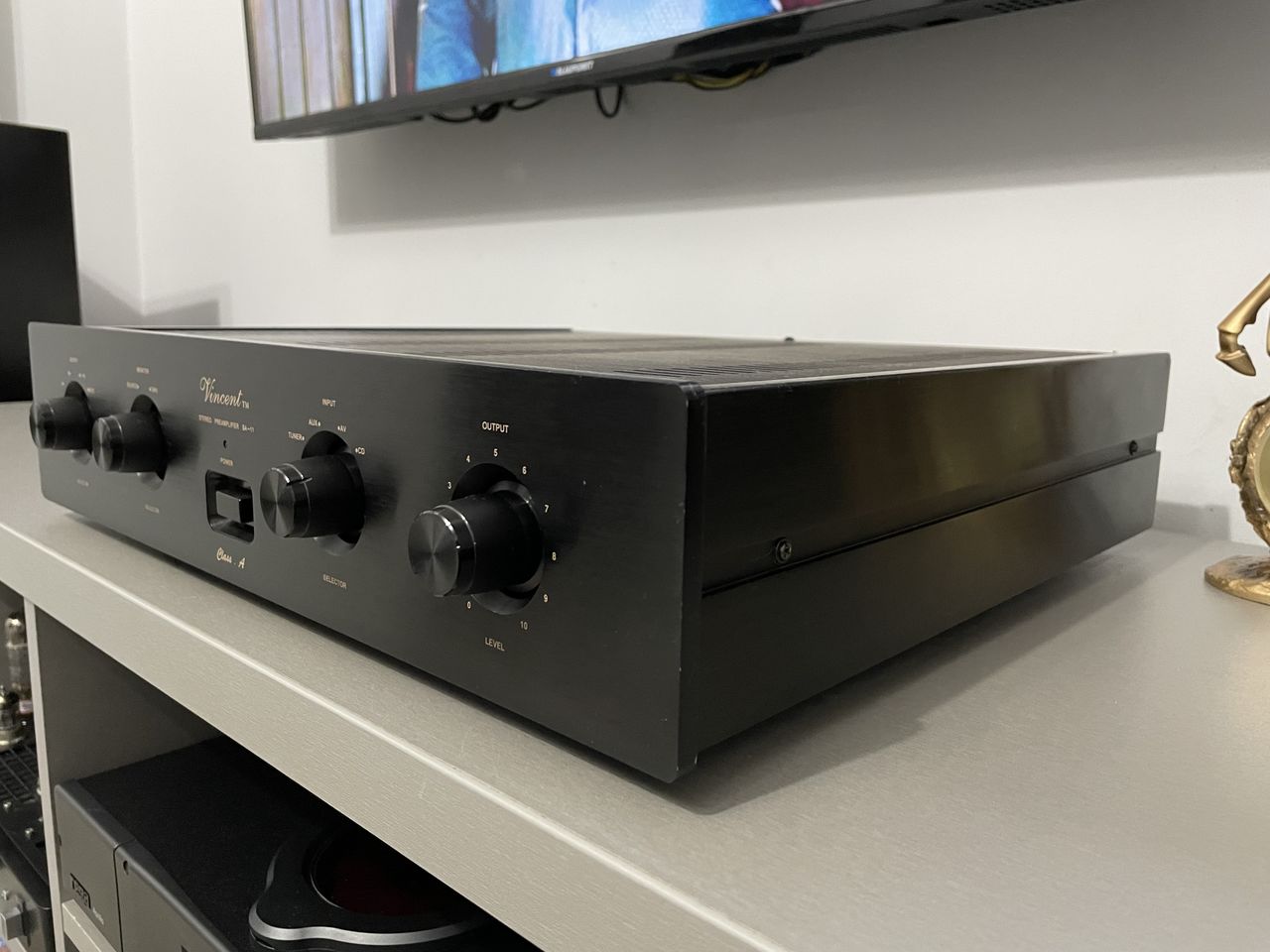 Vincent SA-11 preamp Class-A