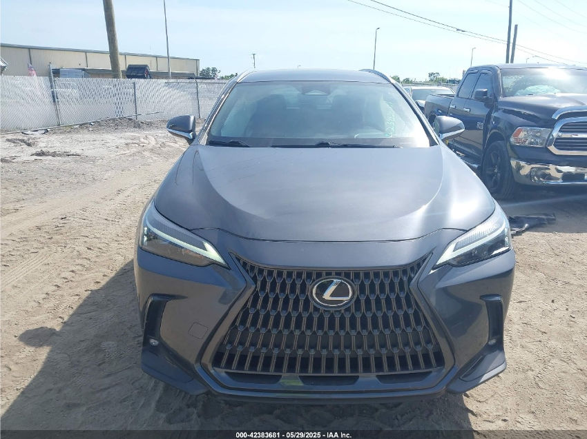 Lexus NX Series an. 2021 cu rulaj 30119 mi, Benzină, 23500