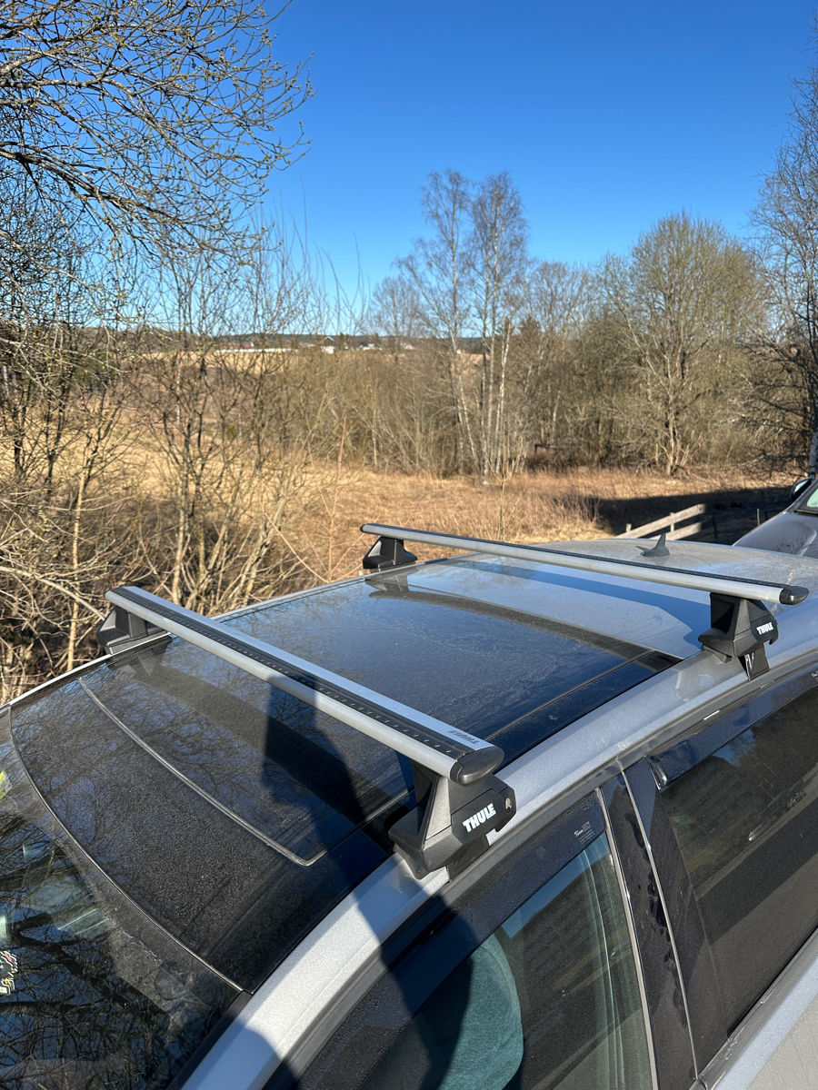 Thule Wingbar Evo>> Volkswagen Golf 7 GTE Hatchback 2013-2019