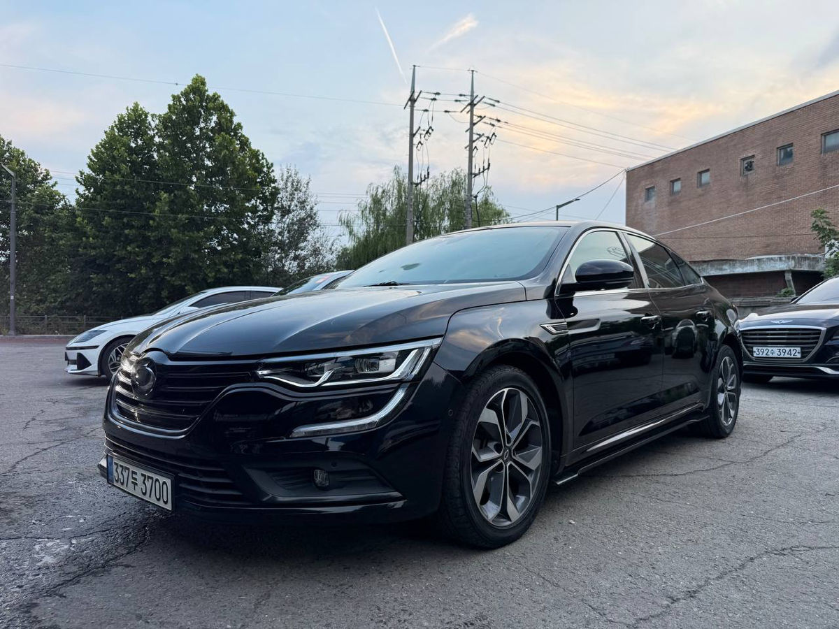 Renault Samsung SM6 2018 г. с пробегом 124000 км, Дизель, 12500