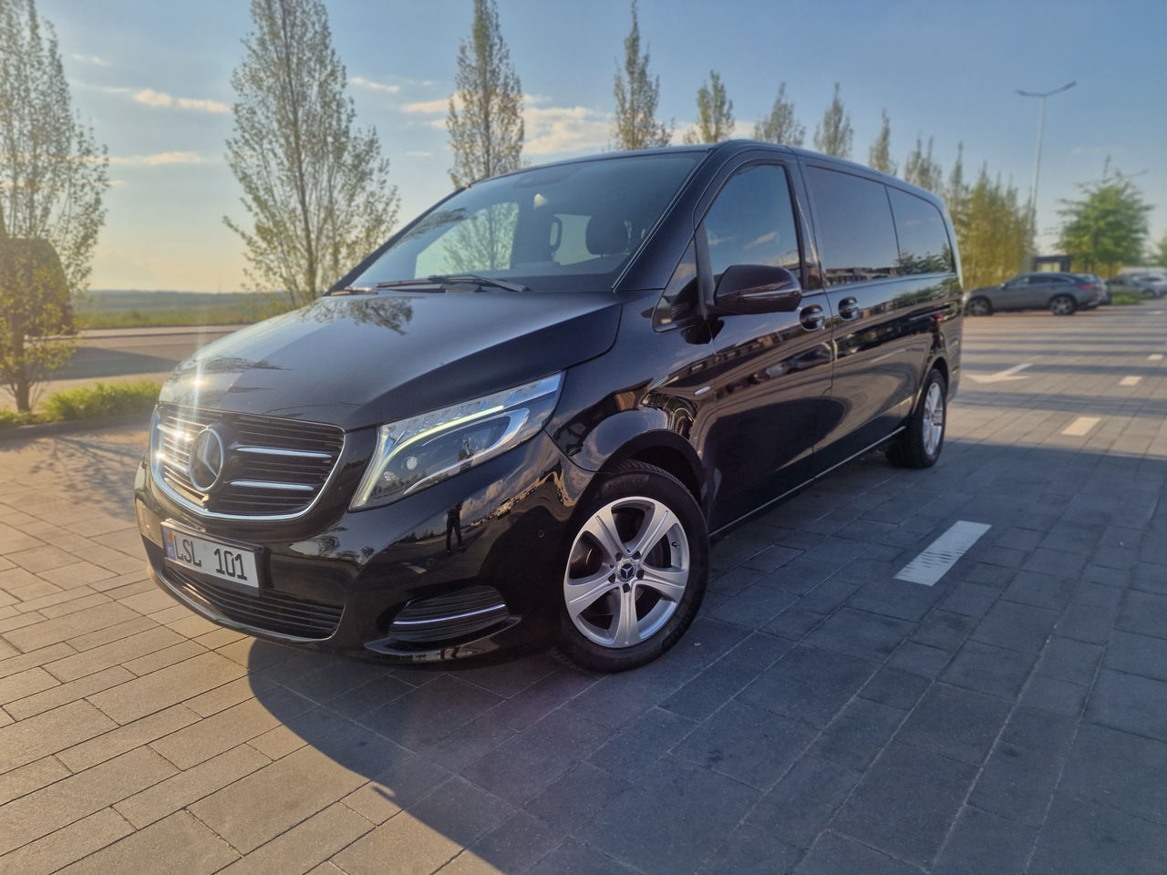 Mercedes V-Class