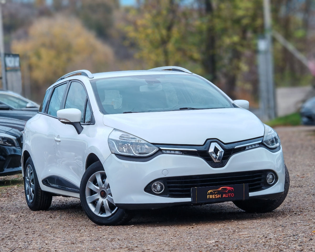 Renault Clio an. 2013 cu rulaj 164100 km, Benzină, 5199