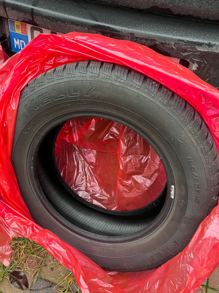 Kelly Winter ST 195/65 R15