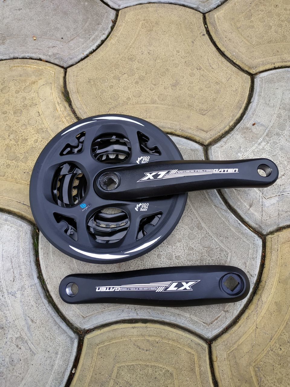 Велозапчасти и сервис