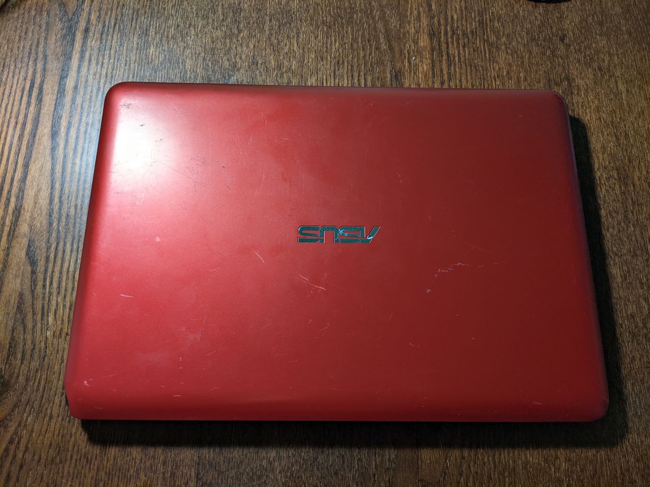 Asus 14" E402N 4 ядра.
