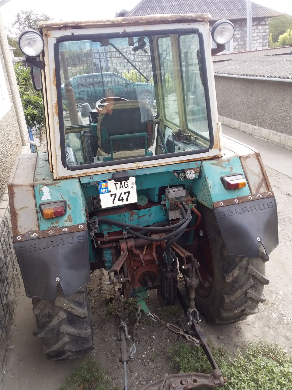tractor cu plug