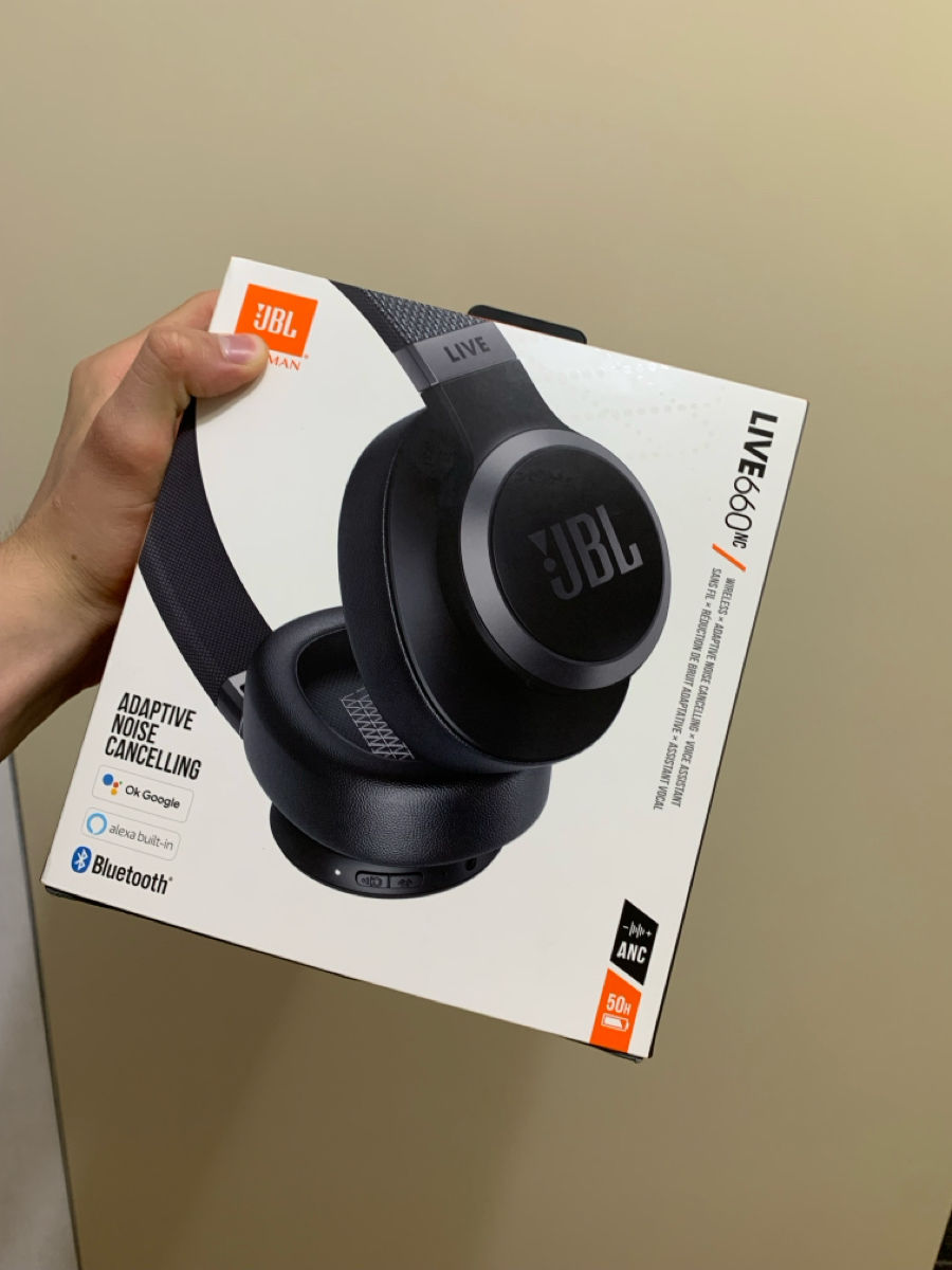 JBL Live 660nc