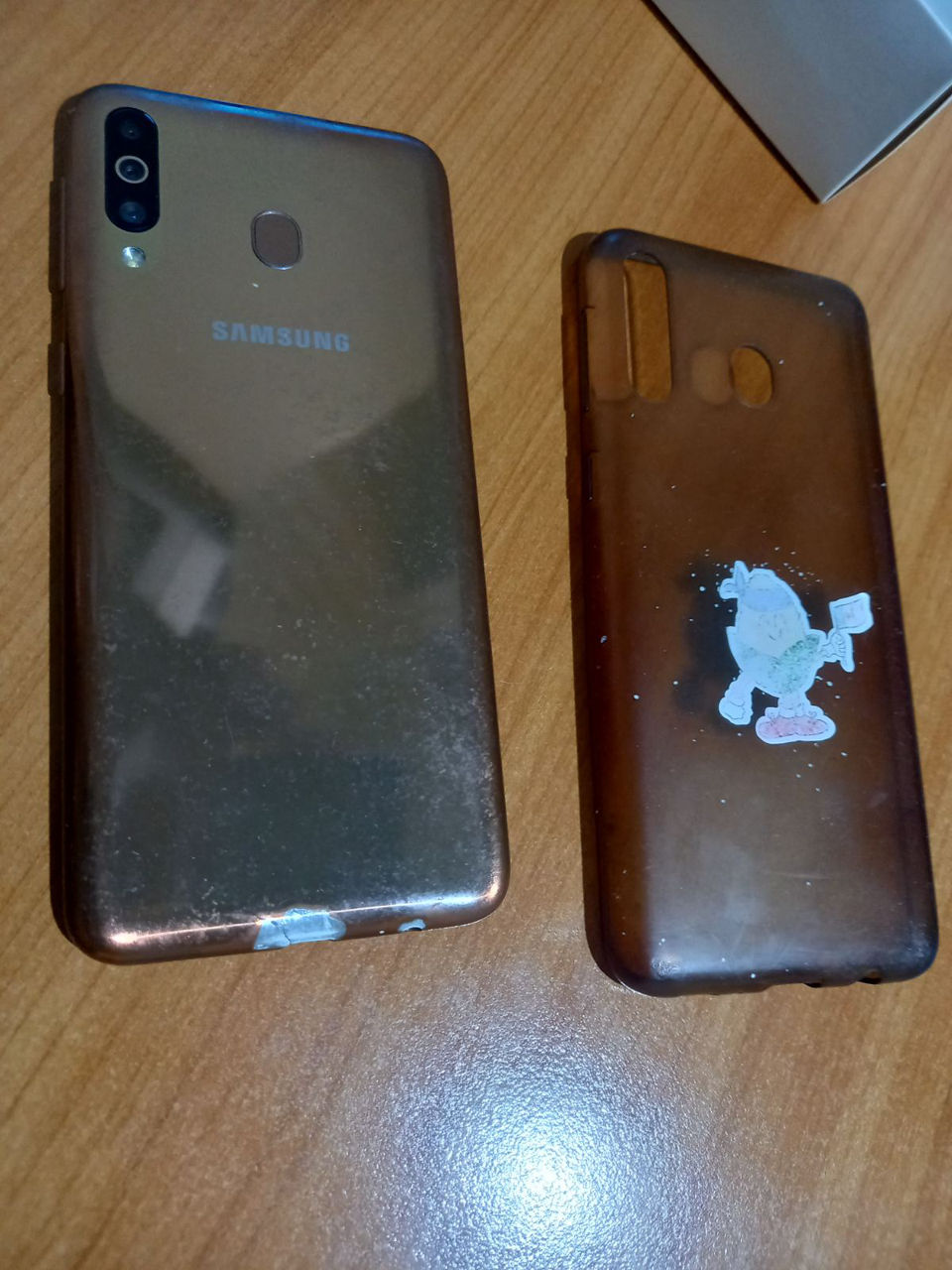 Samsung A40s Duos 4/64 GB si baterie de 5000 mAh