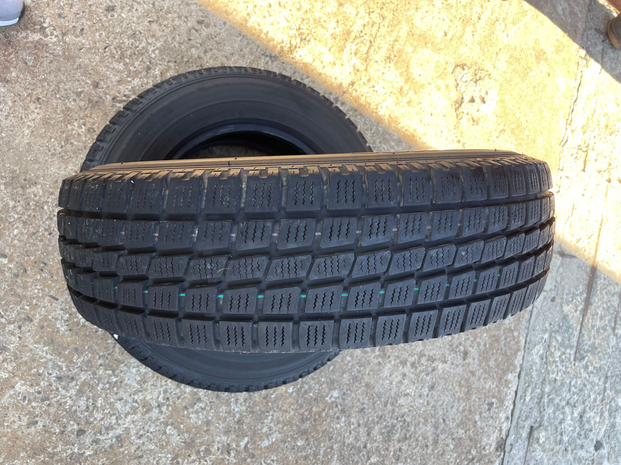 Anvelope Toyo H09 195/75 R16C