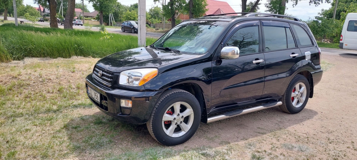 Toyota Rav 4 2001 г. с пробегом 247000 км, Бензин, 6300