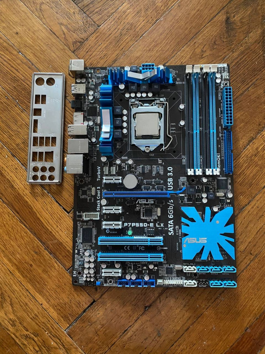 мат. плата ASUS P7P55D-E LX