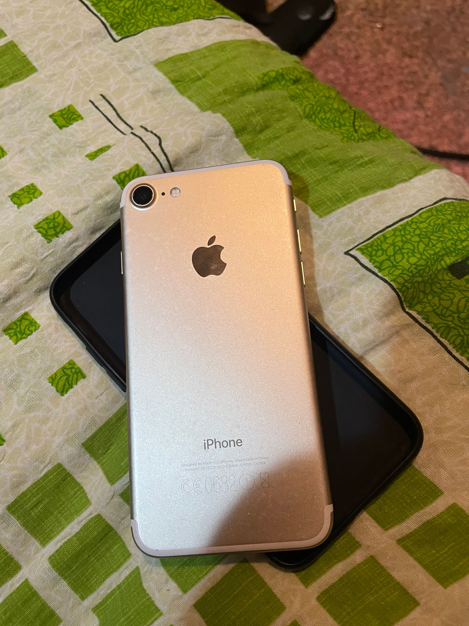 Vind iphone 7 128Gb