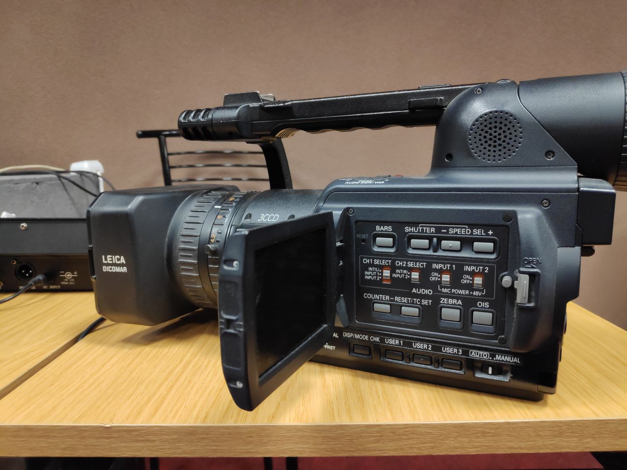 Panasonic AG-HVX200 + DTE FS-100 (внешний HDD) - 730 EURO