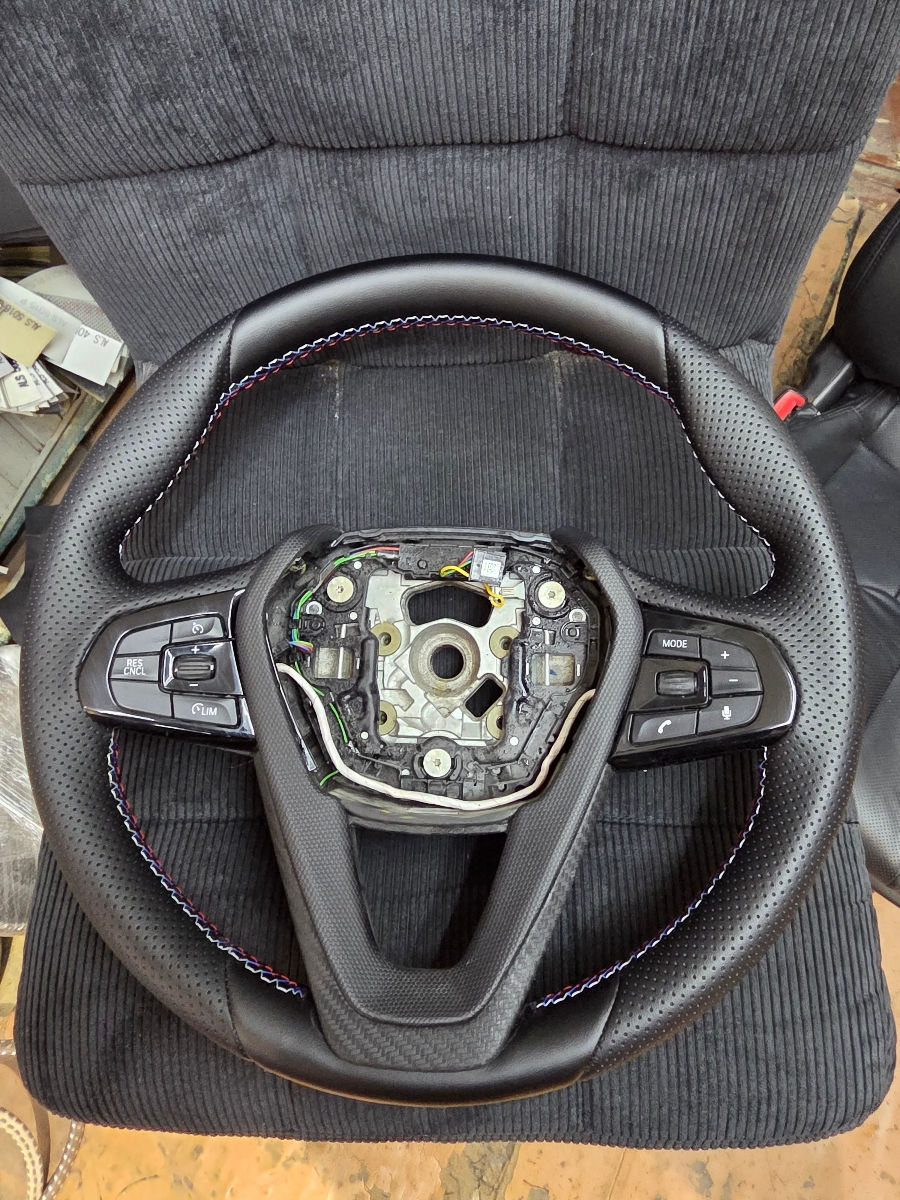 BMW G30 volan la schimb