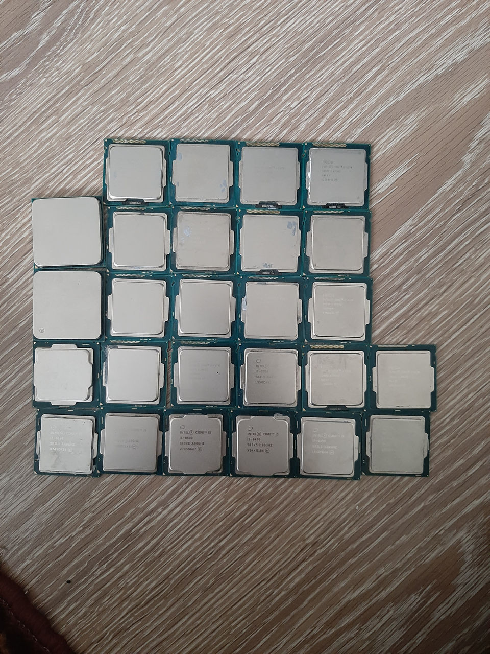 Procesoare Amd Ryzen și Intel pentru PC