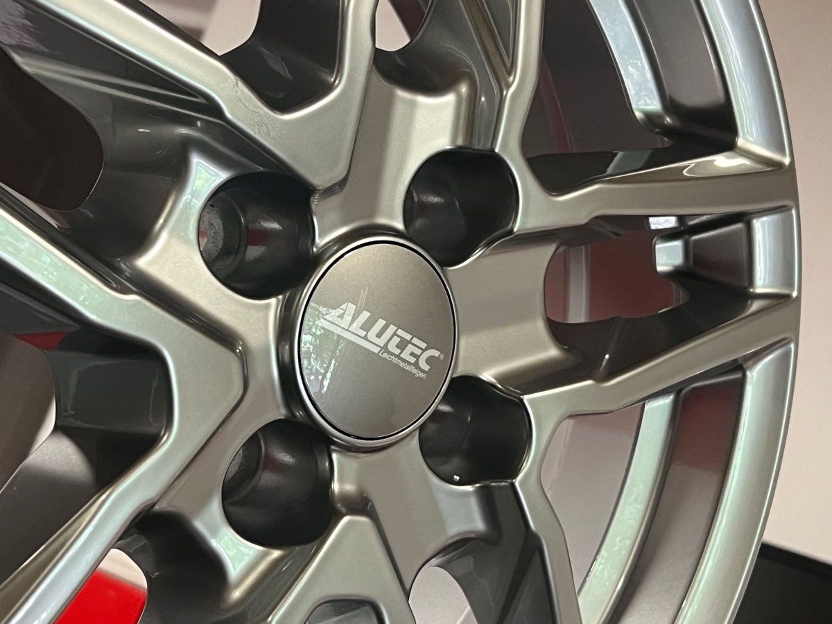 4x100 R16 Alutec Ikenu