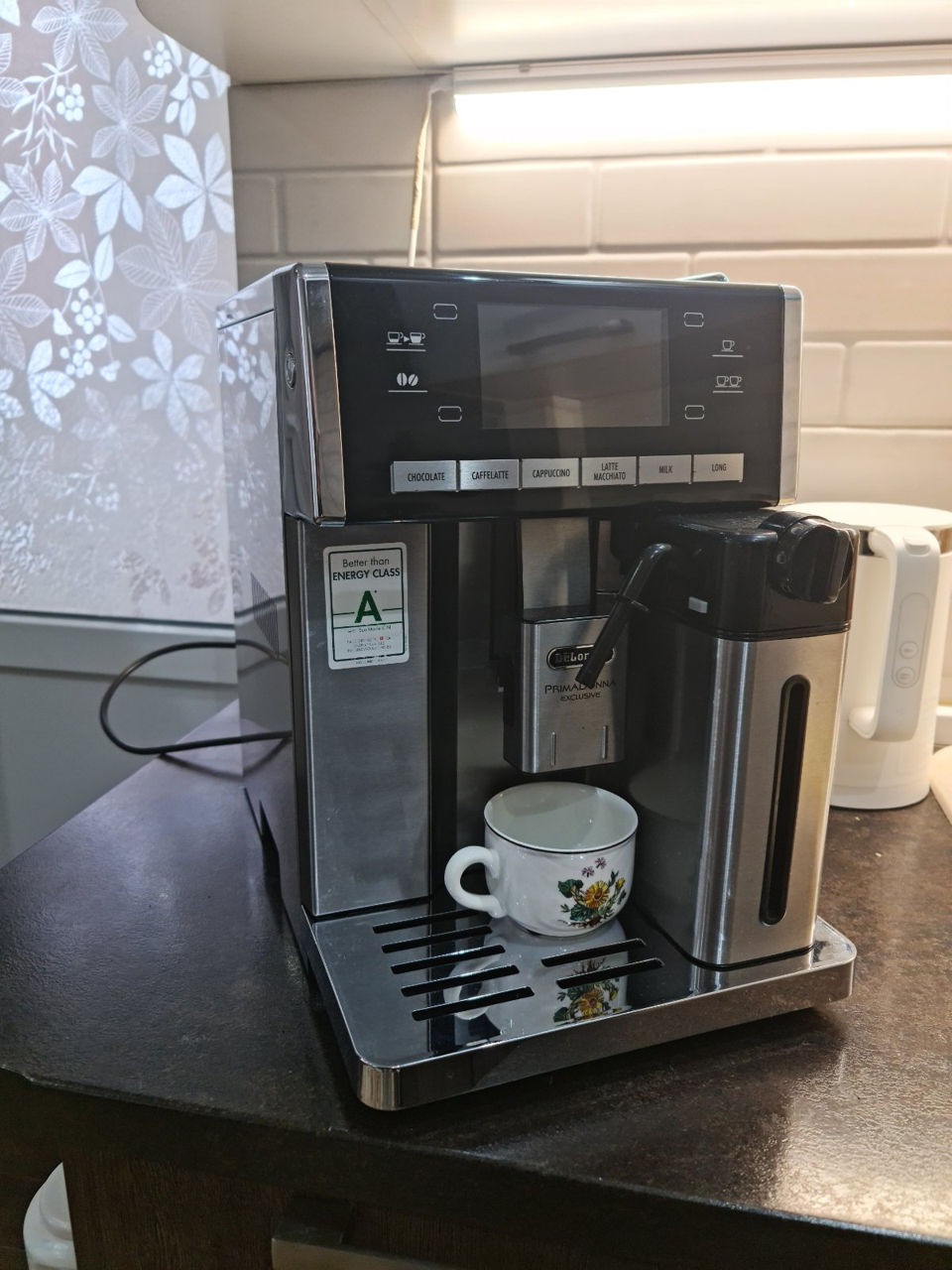 Aparat automat de cafea DeLonghi 6900 PrimaDonna Exclusive
