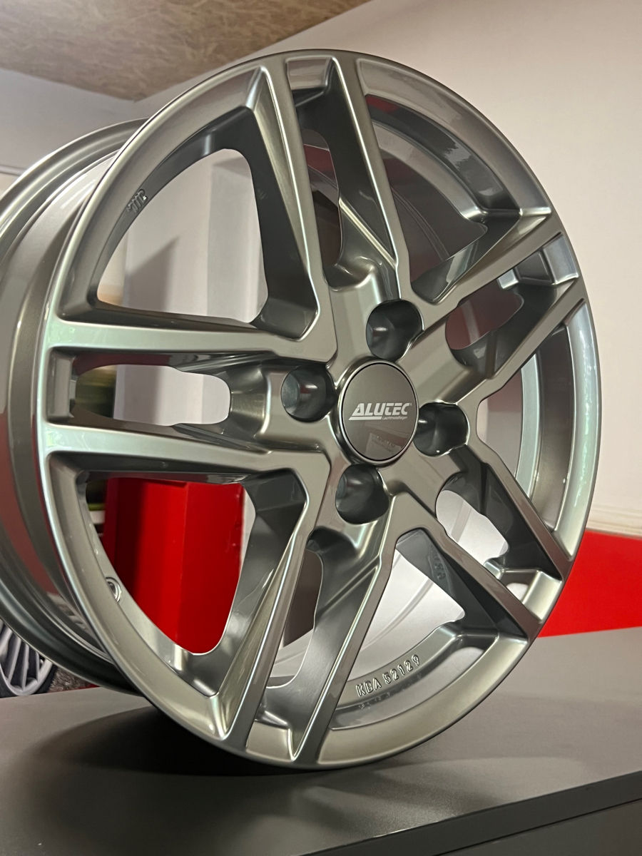 4x100 R16 Alutec Ikenu