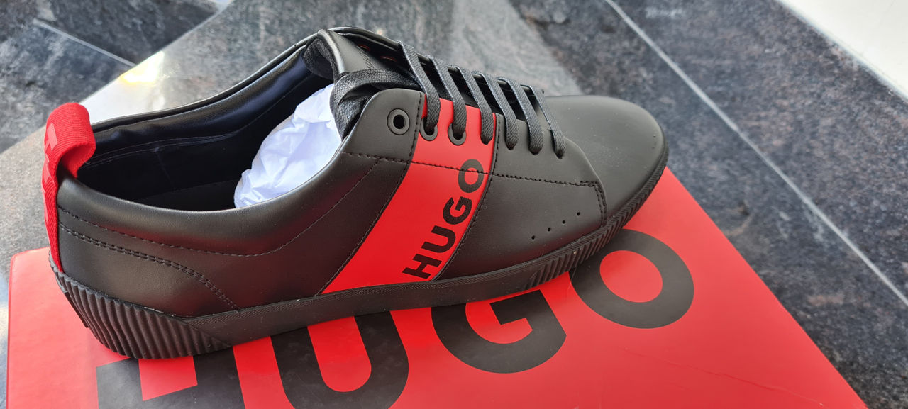 Hugo Boss Trainers Noi 43 marimea