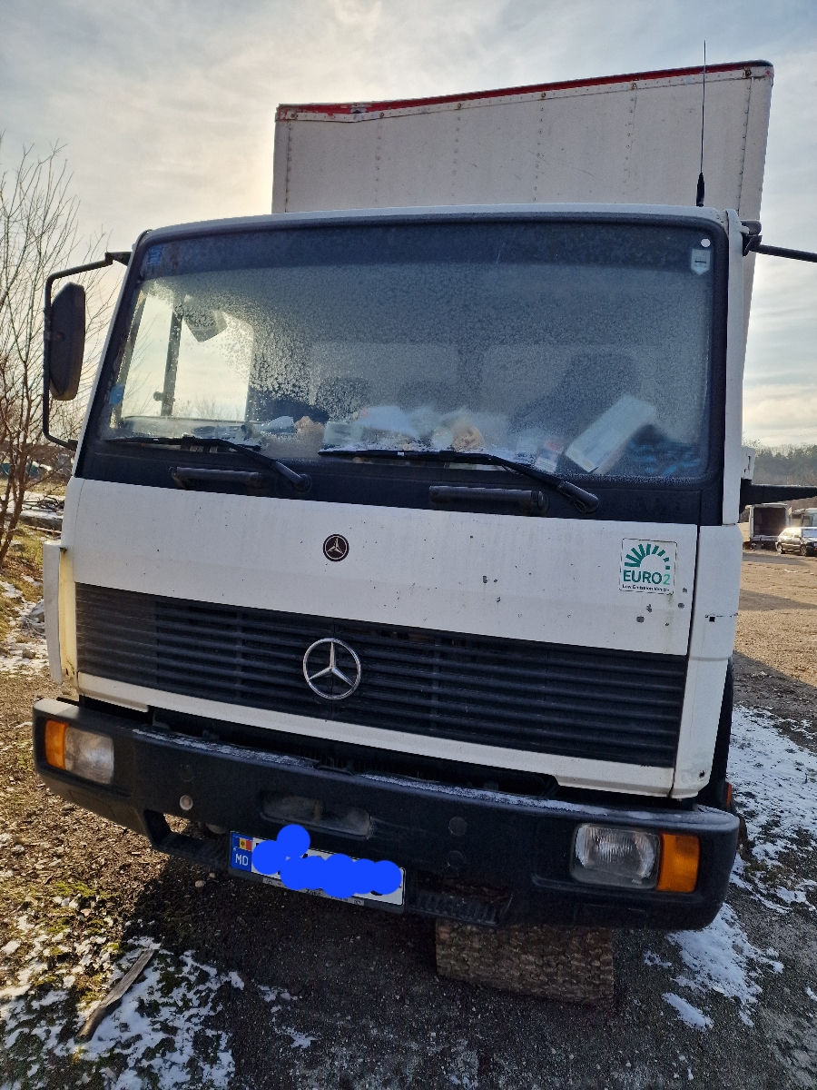 Mercedes 814 1996 г. с пробегом 300000 км, Дизель, 11000