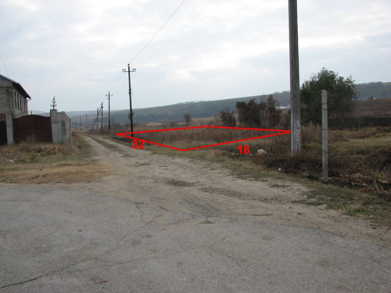 Se vinde lot de pamint pentru constructie 10 km de la Chisinau