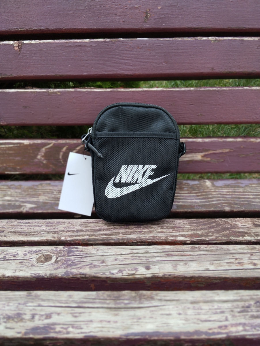 Geanta Nike
