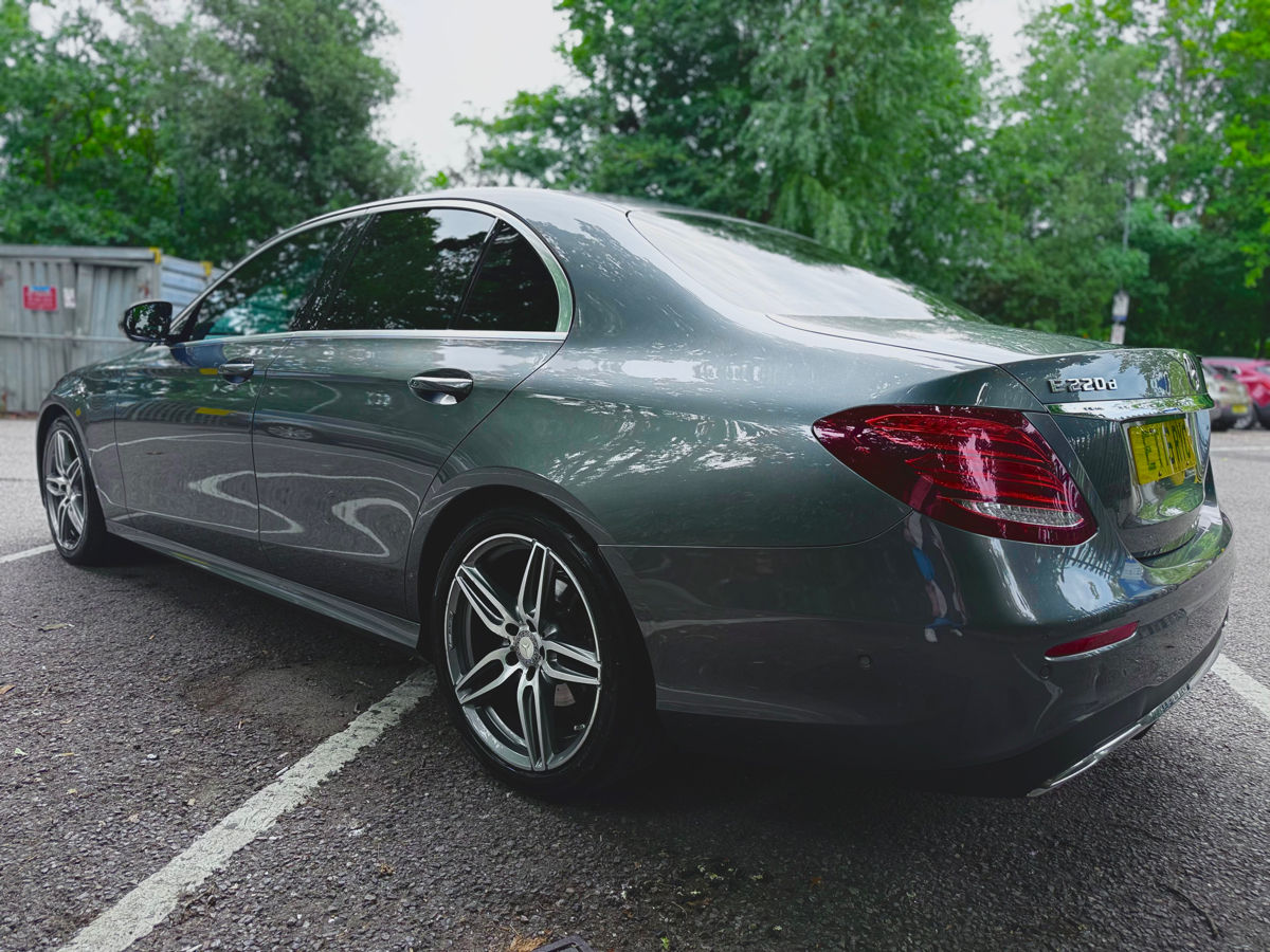 Mercedes E-Class 2016 г. с пробегом 98000 mi, Дизель, 12500