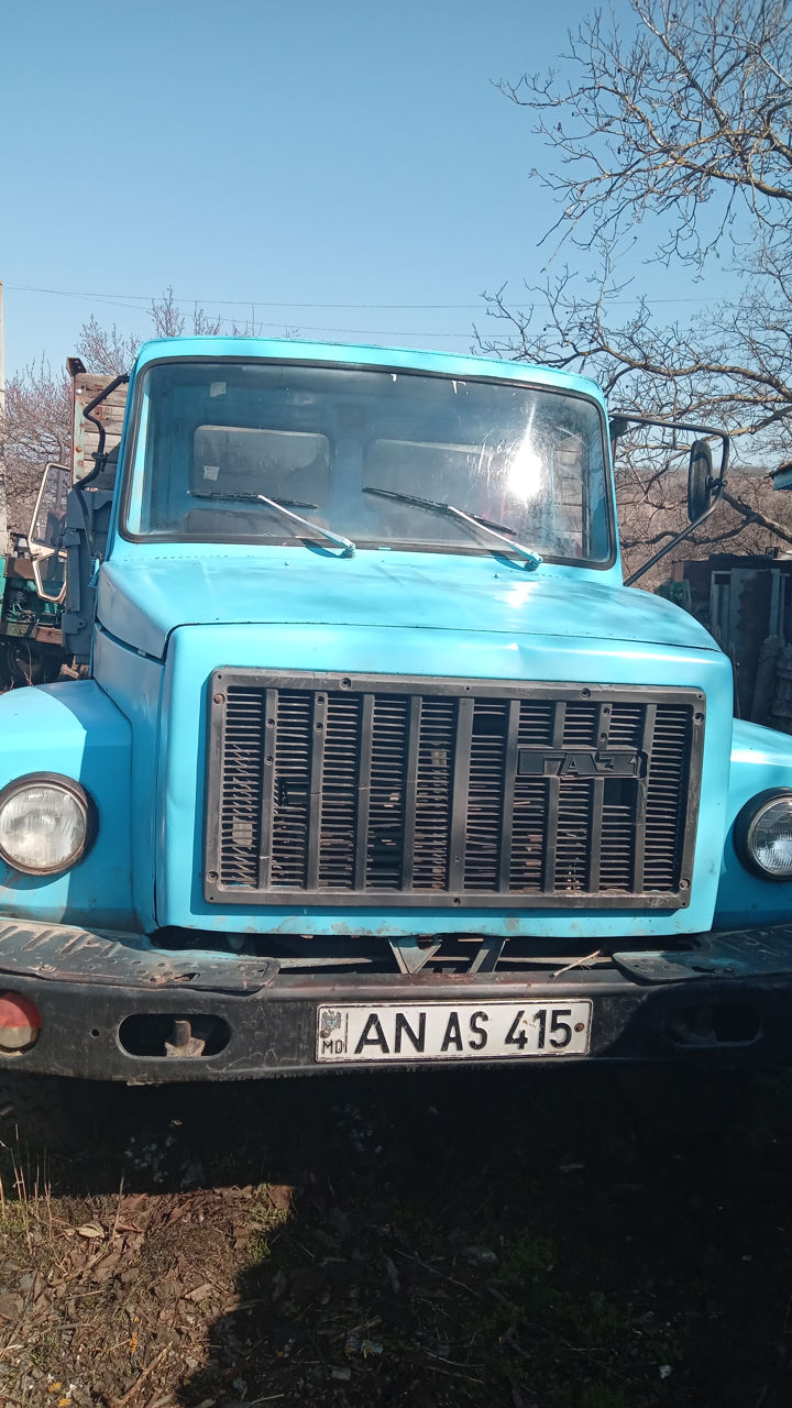 ГАЗ 3307