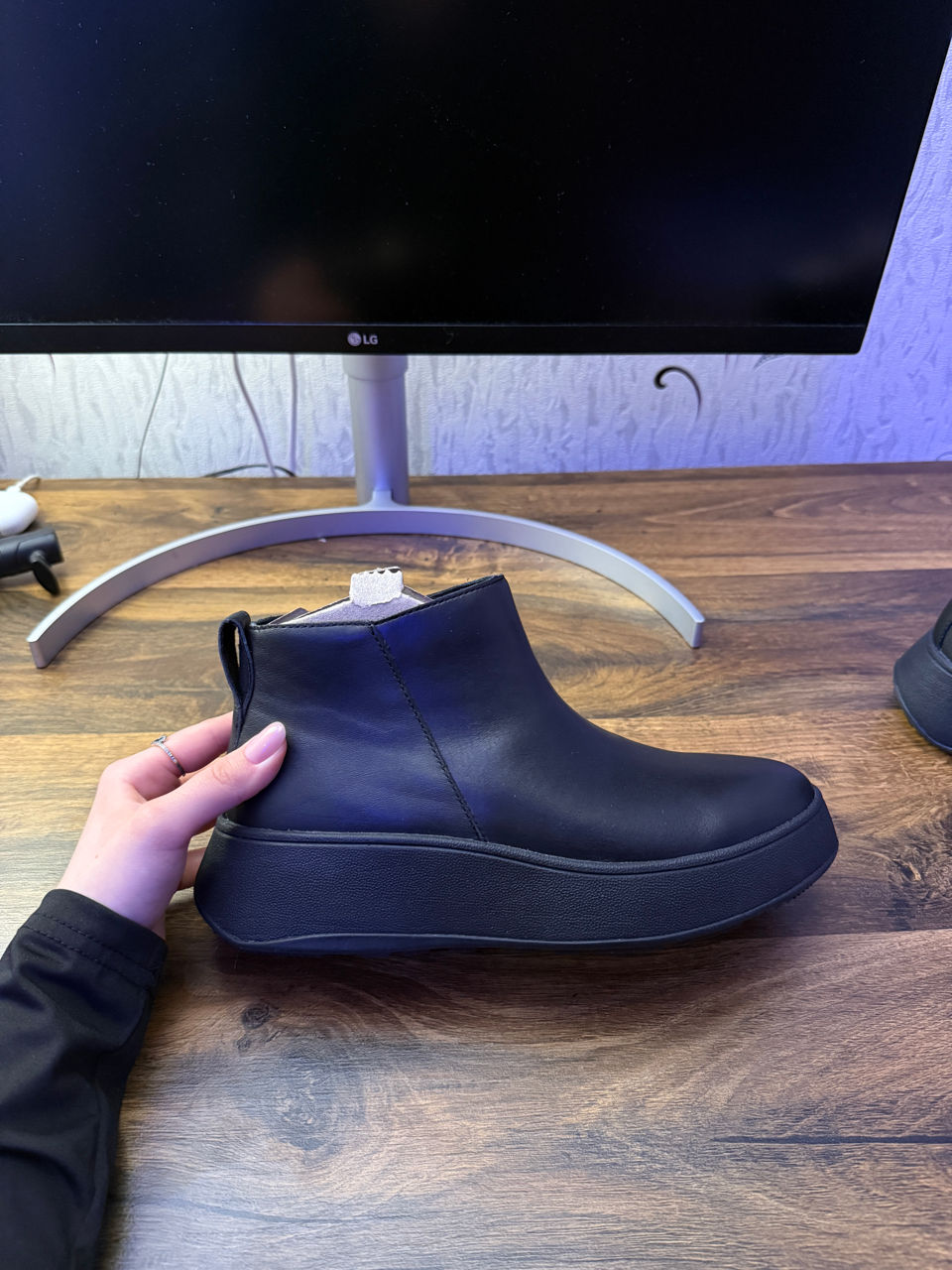 Botine moderne Fitflop pentru femei