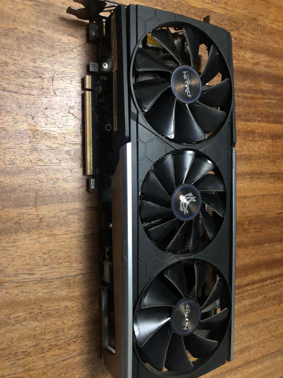 RX 5700 XT Sapphire nitro