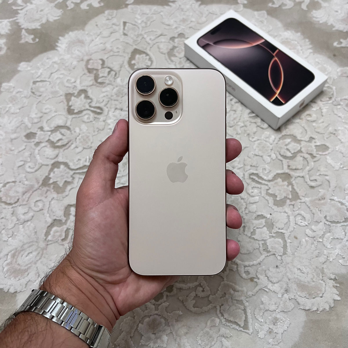 iPhone 16 Pro Max 256GB Desert Titanium